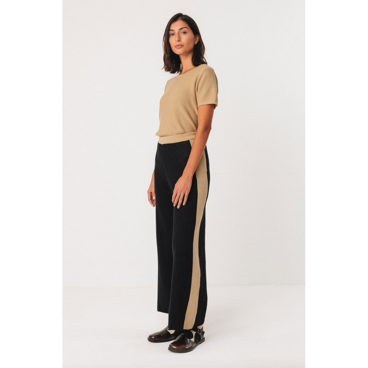 SKFK Clothing – Sustainable Fashion for Men & Women | Vida Voyager