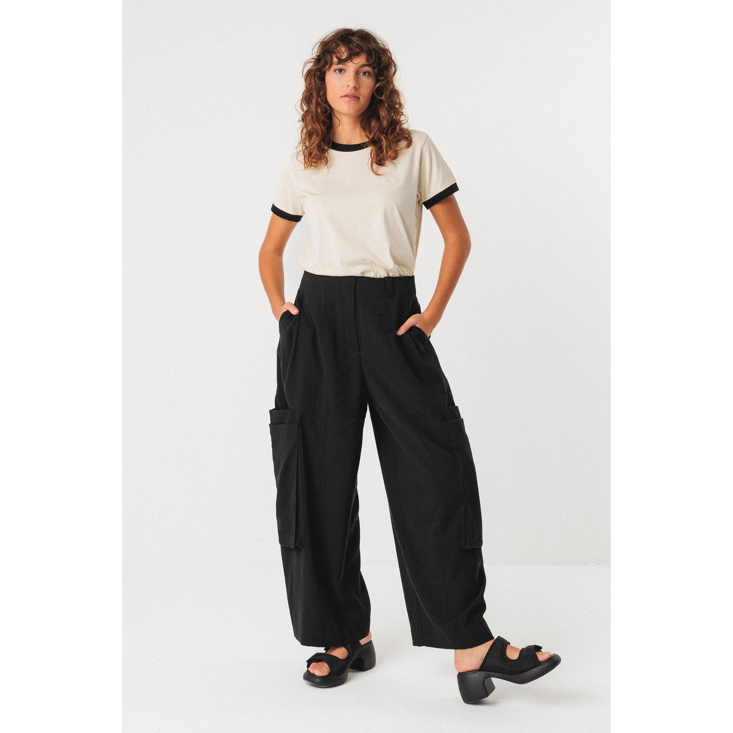 SKFK Clothing – Sustainable Fashion for Men & Women | Vida Voyager